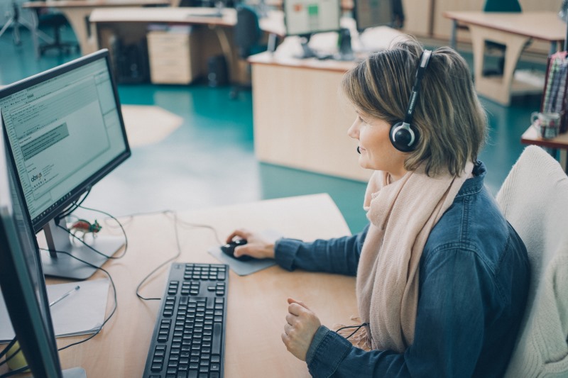 Centre d'appels France absys : 24/7, Multilingue et International